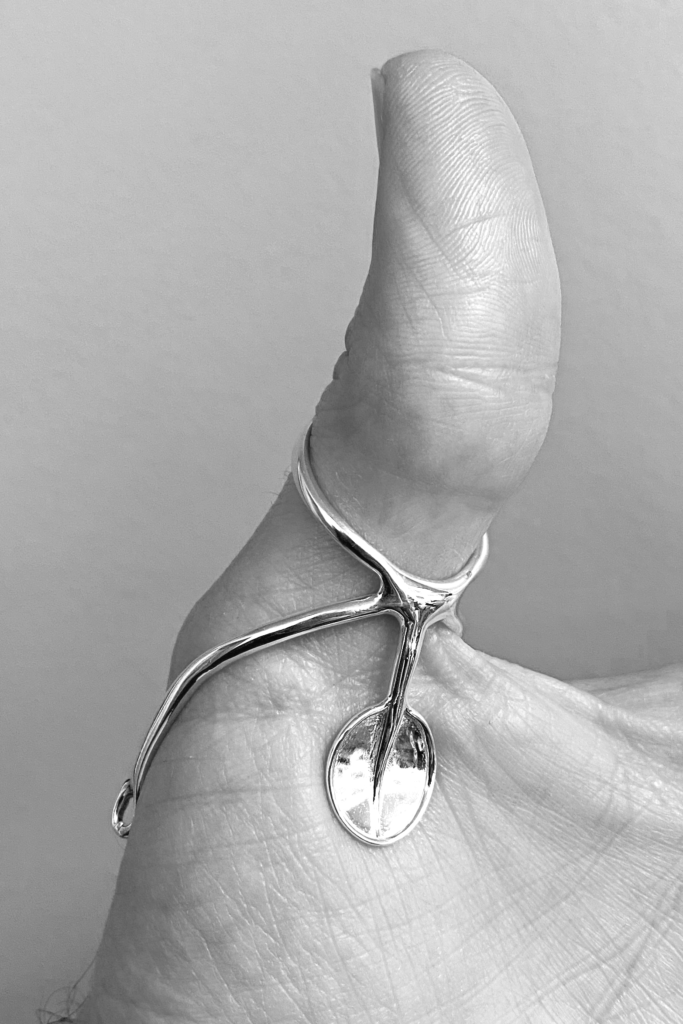 Thumb MCP Splint with Bracelet, LS & PRX - Silver Ring Splint