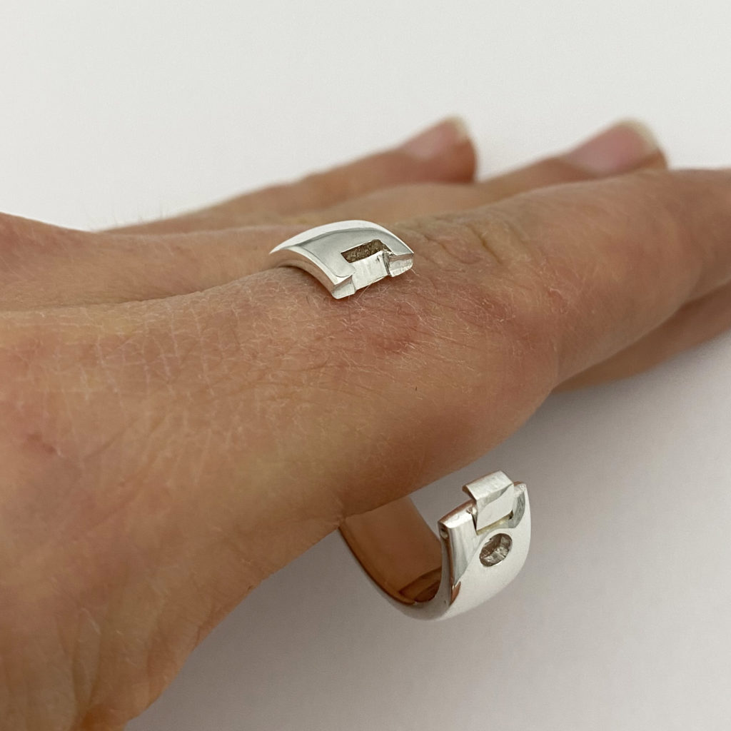 Hinged Pulley Ring - Silver Ring Splint